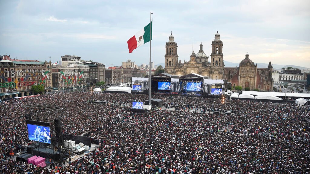 Top 10: Artistas que más llenaron el Zócalo de la CDMX